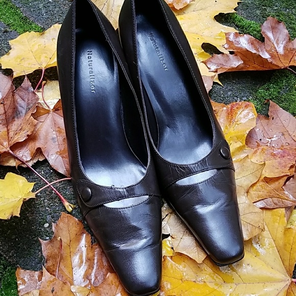 Naturalizer | Shoes | Naturalizer Brownmaroon Shoes Heels 75 | Poshmark